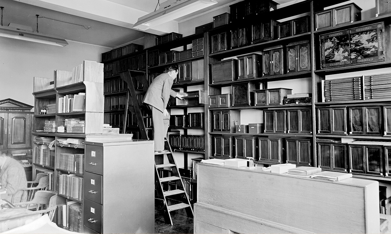 HISTORY OF THE HEBERDEN COIN ROOM | Ashmolean Museum