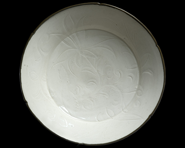 DING WARE DISH | Ashmolean Museum